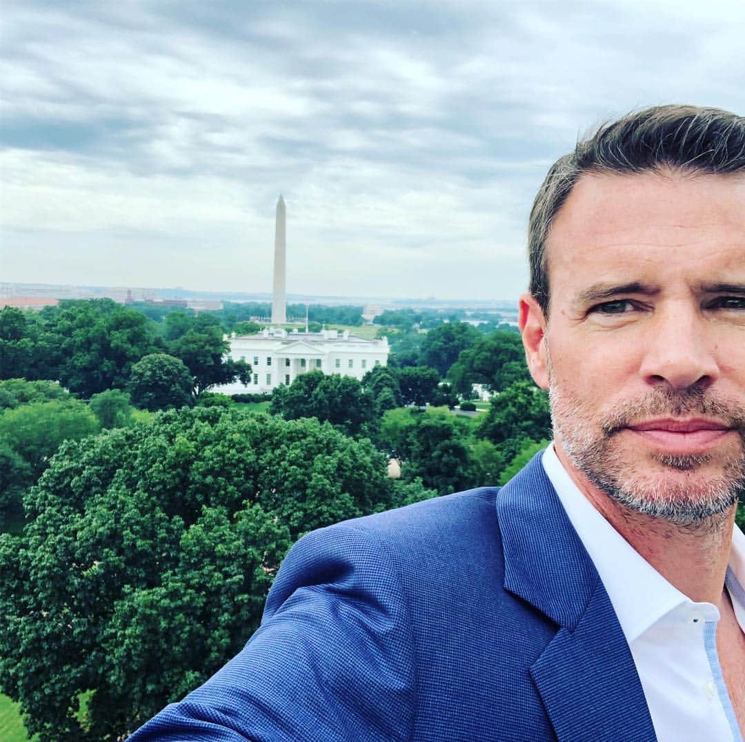 スコット・フォーリーさんのインスタグラム写真 - (スコット・フォーリーInstagram)「Thanks to #notonmywatch ...