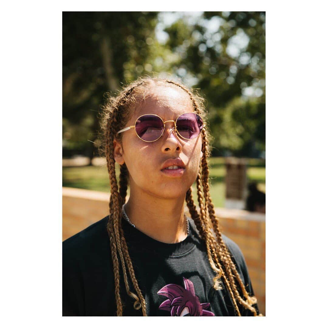 FLAGSTUFFさんのインスタグラム写真 - (FLAGSTUFFInstagram)「🤝 @olanprenatt Photo @ryutahironaga #ayame @ayame ...