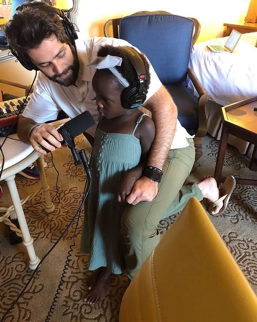 People Magazineさんのインスタグラム写真 - (People MagazineInstagram)「Thomas Rhett's ...