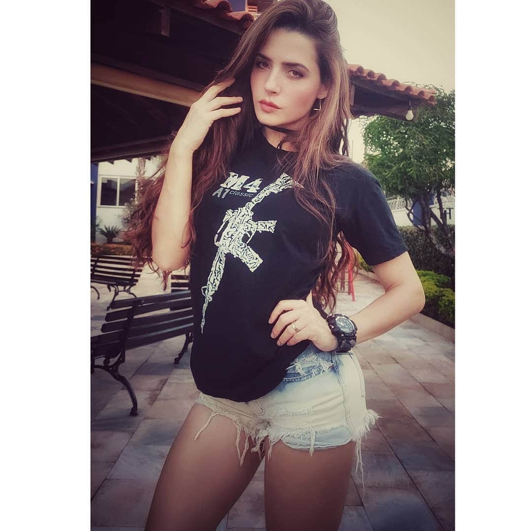 Anna Vargasさんのインスタグラム写真 - (Anna VargasInstagram)「Foto aleatória ...