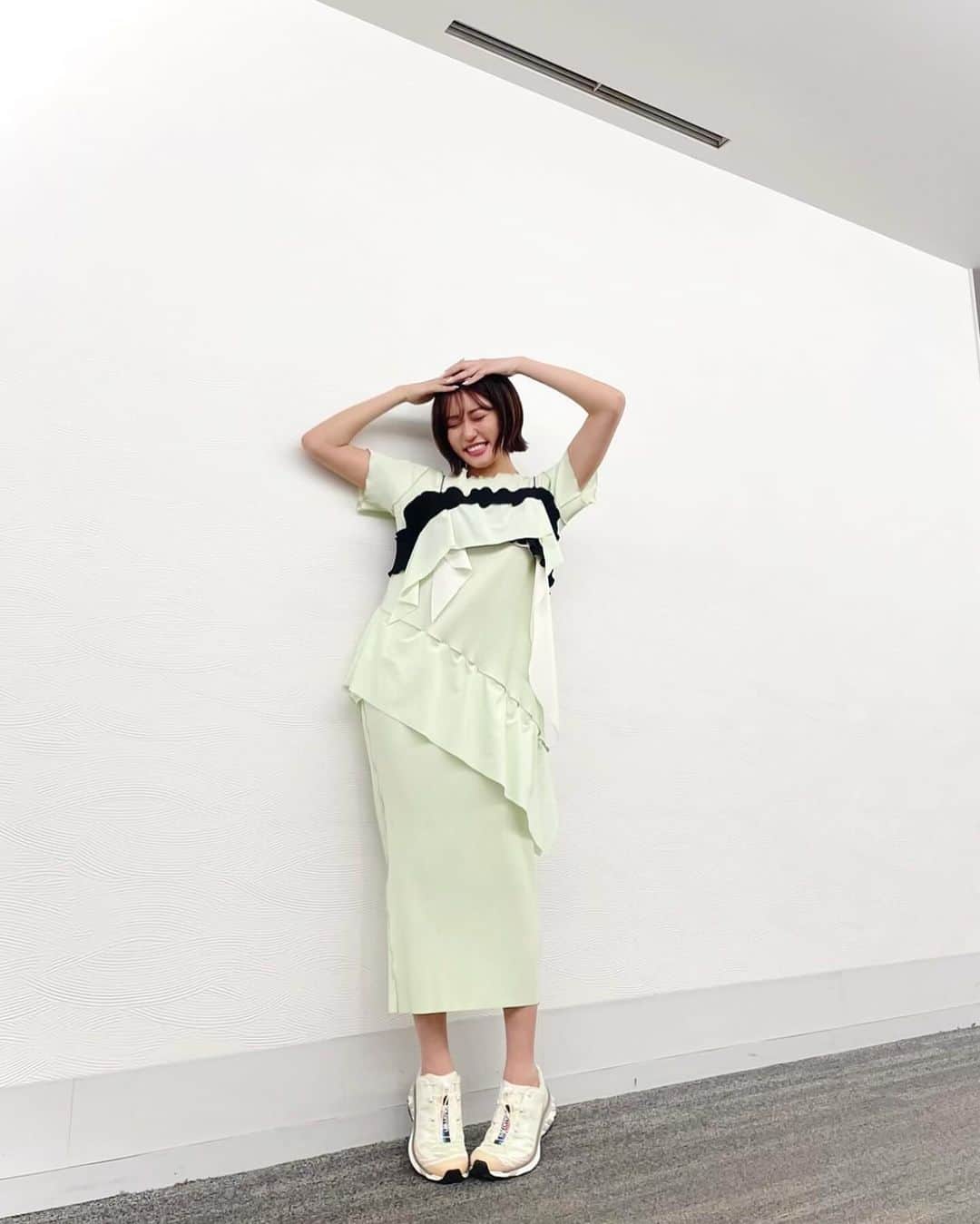 王林さんのインスタグラム写真 - (王林Instagram)「#おうりんのぬの🎀 styling @lury.mh Thanks 🩶🩶」12月 ...