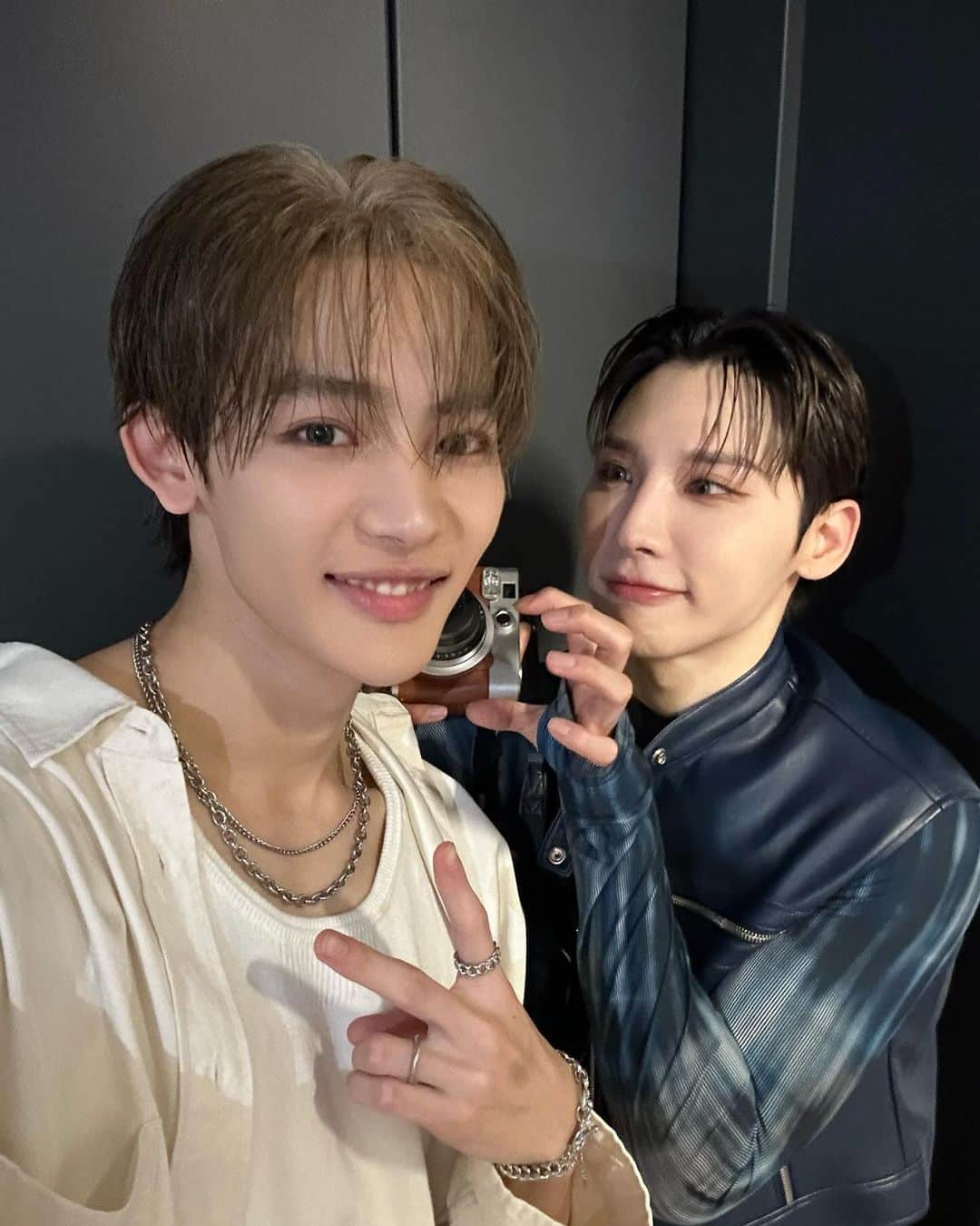 NOA（ノア）さんのインスタグラム写真 - (NOA（ノア）Instagram)「初ハシゴでライブ出演😝幸せな時間でした🙌🏻ウニヒョンとLET ...