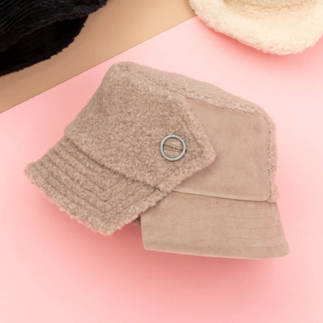 CA4LAさんのインスタグラム写真 - (CA4LAInstagram)「ㅤ ㅤ ファー＆ボアアイテムで冬支度☃️ ㅤ 気が付けば11月も残りわずか。 冬の訪れとともに注目なのは、 あたたかみ ...