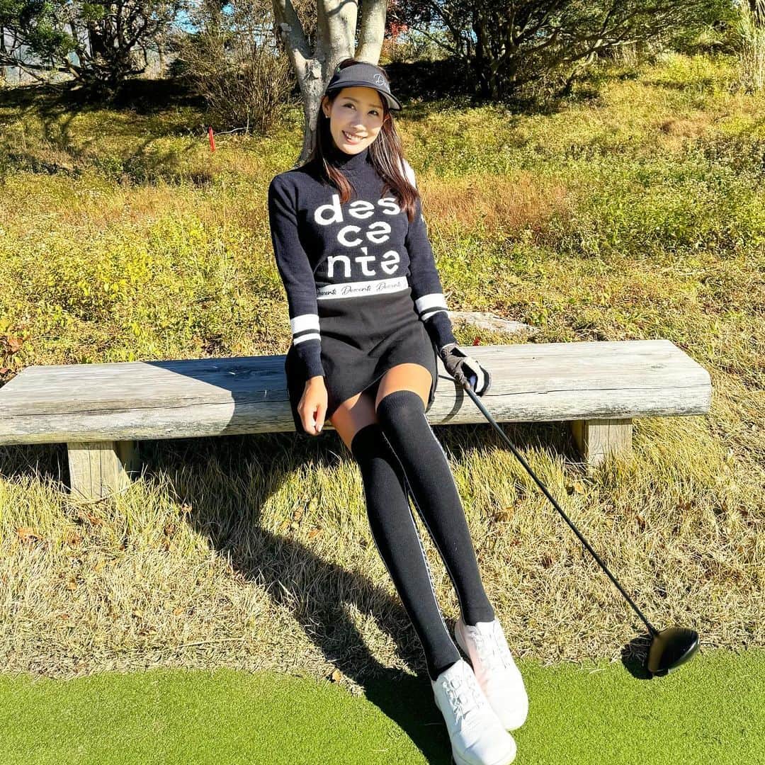 yurieさんのインスタグラム写真 - (yurieInstagram)「寒かったので 肌触り抜群のニット🧶ちゃん みんな風邪引かないでねー🤧 ...