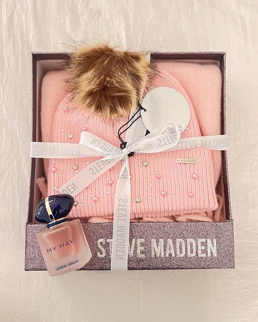 Macy'sさんのインスタグラム写真 - (Macy'sInstagram)「Get all your #CyberMonday shopping done in one place at ...