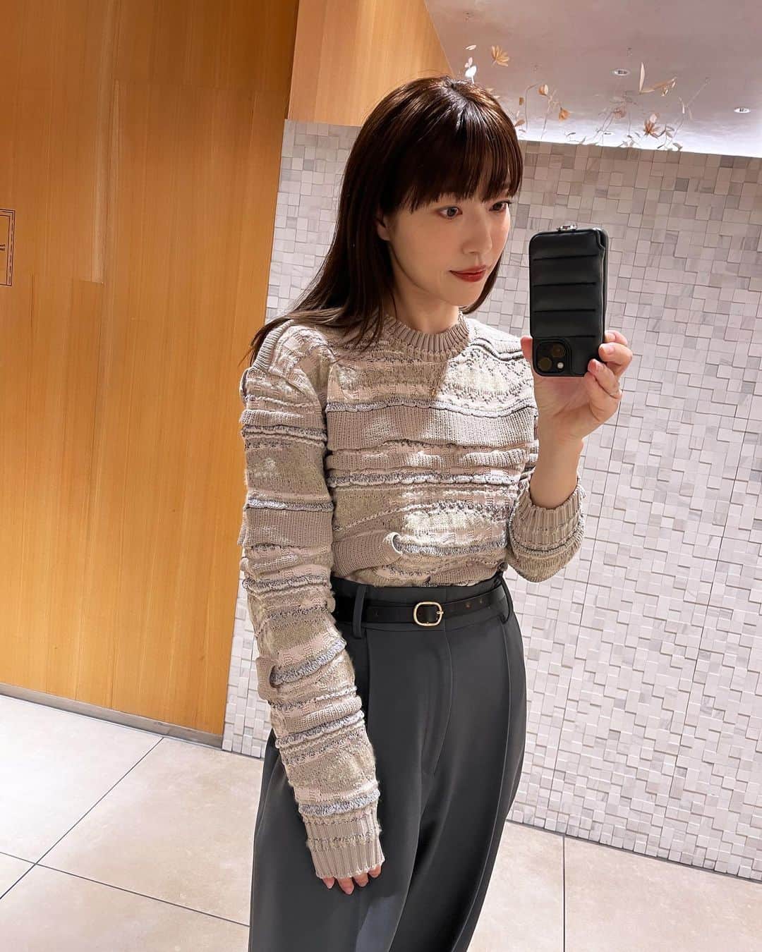 市川まさみさんのインスタグラム写真 - (市川まさみInstagram)「 ︎ ︎ ootd. knit：malamute pants：ATON outer：Ameri vintage ...