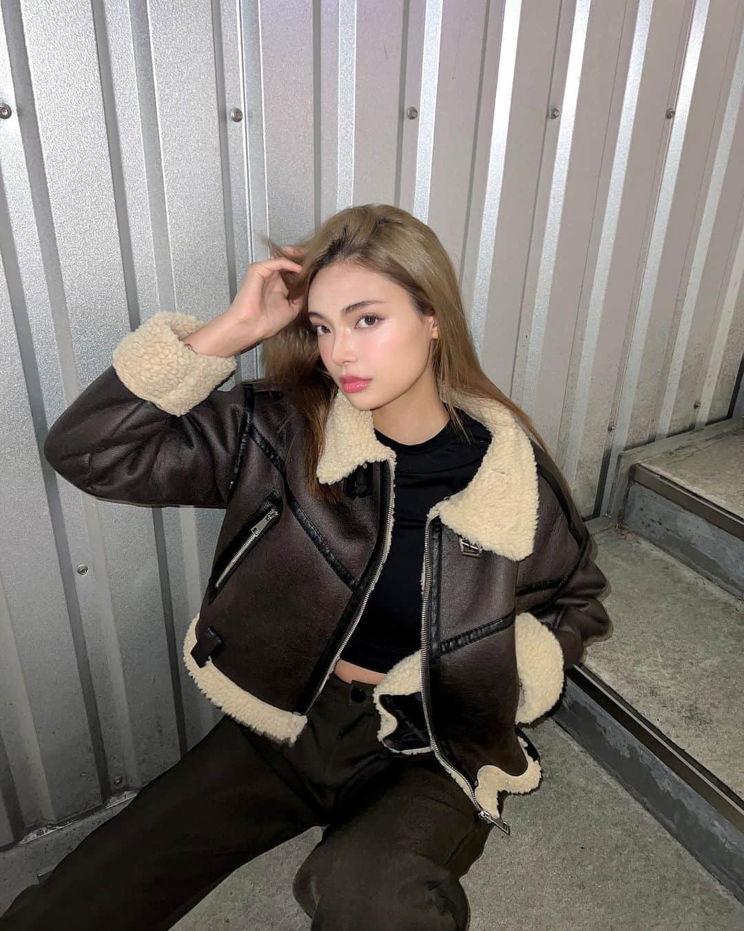 RIANさんのインスタグラム写真 - (RIANInstagram)「its getting coldd ☕️🤎 #cyberjapan # ...