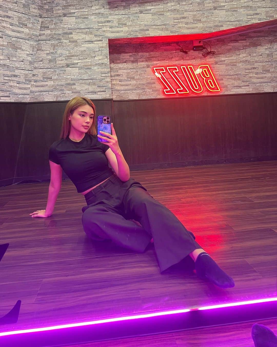 RIANさんのインスタグラム写真 - (RIANInstagram)「its getting coldd ☕️🤎 #cyberjapan # ...