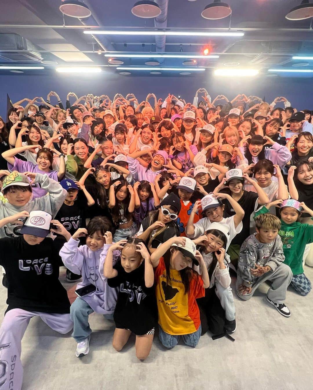 RIEHATAさんのインスタグラム写真 - (RIEHATAInstagram)「the kids future....🌐 ...