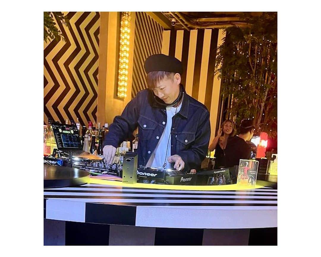 DJ U-ICHIさんのインスタグラム写真 - (DJ U-ICHIInstagram)「12月スタート♪ 今月も楽しい月にしましょう！ 22日（金）@sevenhouse.osaka 大阪は ...