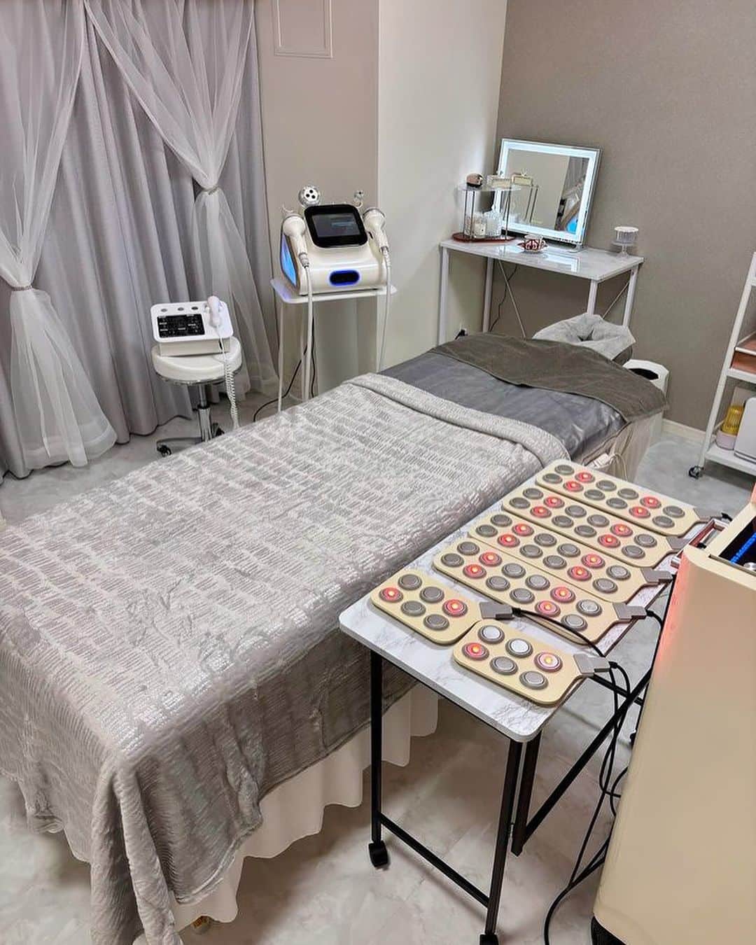 NATSUKIASAMIさんのインスタグラム写真 - (NATSUKIASAMIInstagram)「@loalojp 撮影会の前に ...