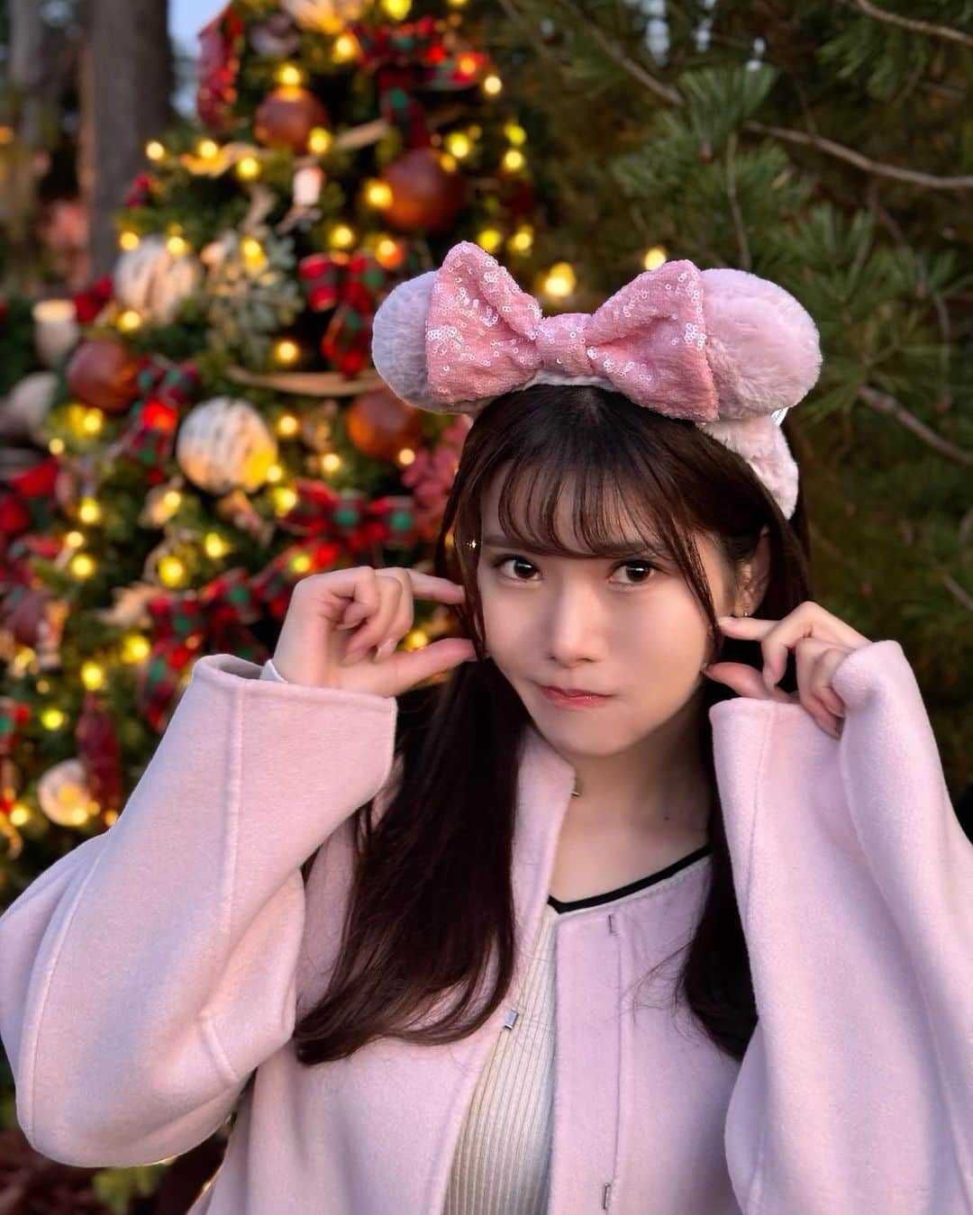 櫻まひるさんのインスタグラム写真 櫻まひるinstagram「クリスマスデートする？💖 Christmas Disneyland
