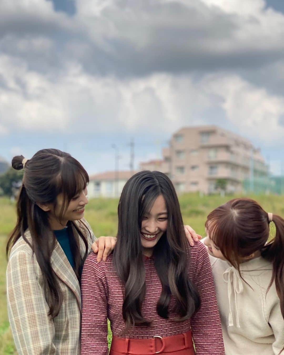 佐々木久美さんのインスタグラム写真 - (佐々木久美Instagram)「BUBKA 1月号 現在発売中のBUBKAさん1月号にて表紙を務めさせていただいております。なっちょとの最後の撮影 ...