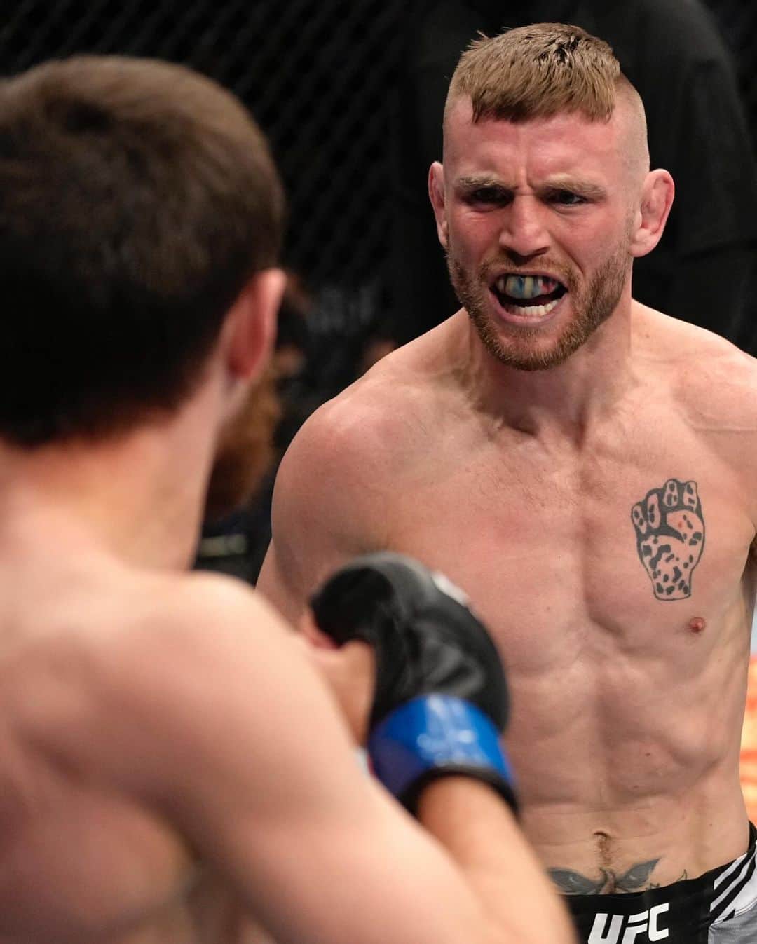 UFCさんのインスタグラム写真 - (UFCInstagram)「He's back in the Octagon for the 3rd ...