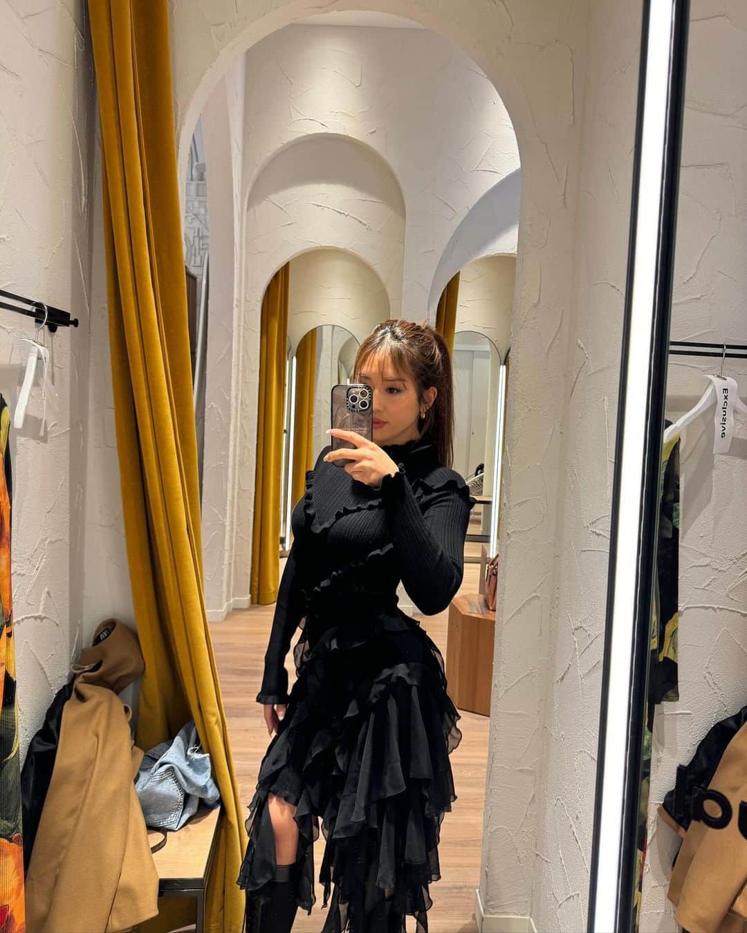 Azusaさんのインスタグラム写真 - (AzusaInstagram)「#blackmood 🖤🖤🖤 最近の黒のコーディネートまとめてみまし ...