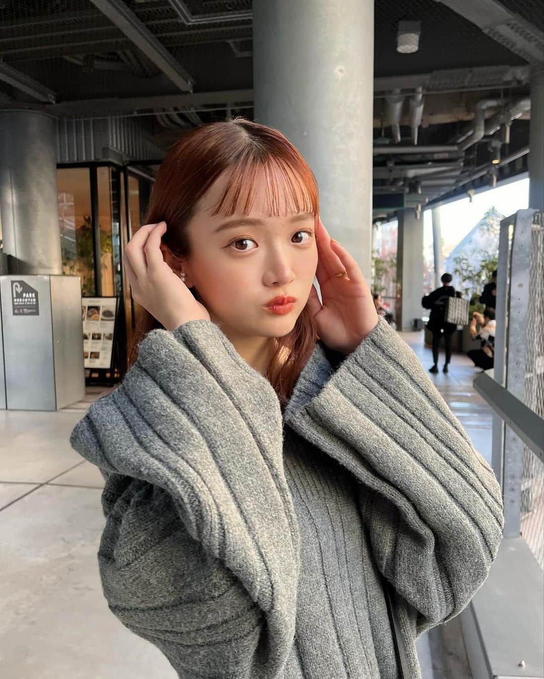 田久保夏鈴さんのインスタグラム写真 - (田久保夏鈴Instagram)「袖たぽたぽ♡ olu.とえみ姉コラボのワンピ、発売日当日にえみ姉に ...