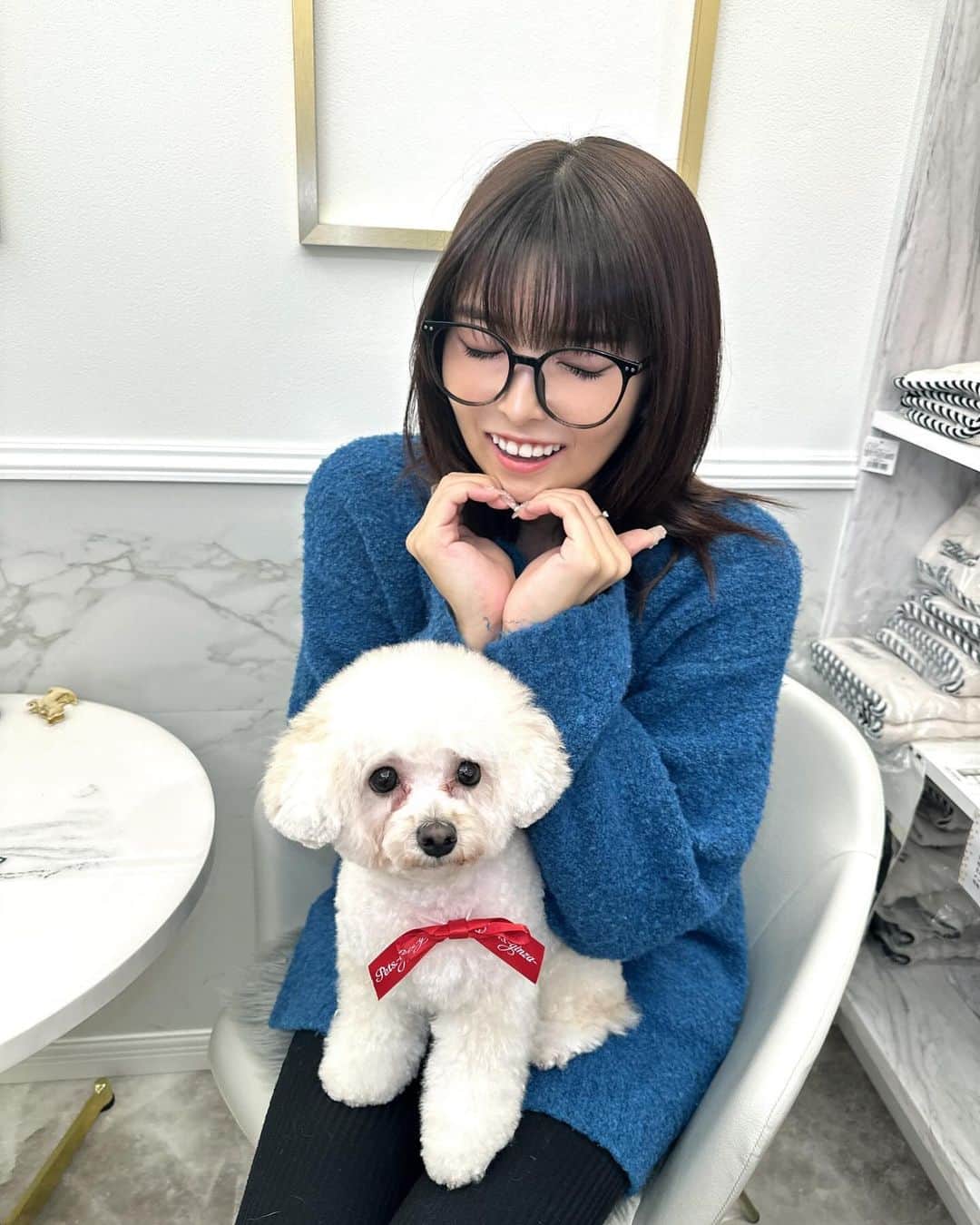 ききまるさんのインスタグラム写真 - (ききまるInstagram)「トリミング🐶 ️ . . 梅子がトリミングの間に ママは髪質改善トリートメントしてきた🙌 たくさん髪に栄養入れてもらった🤍 ...