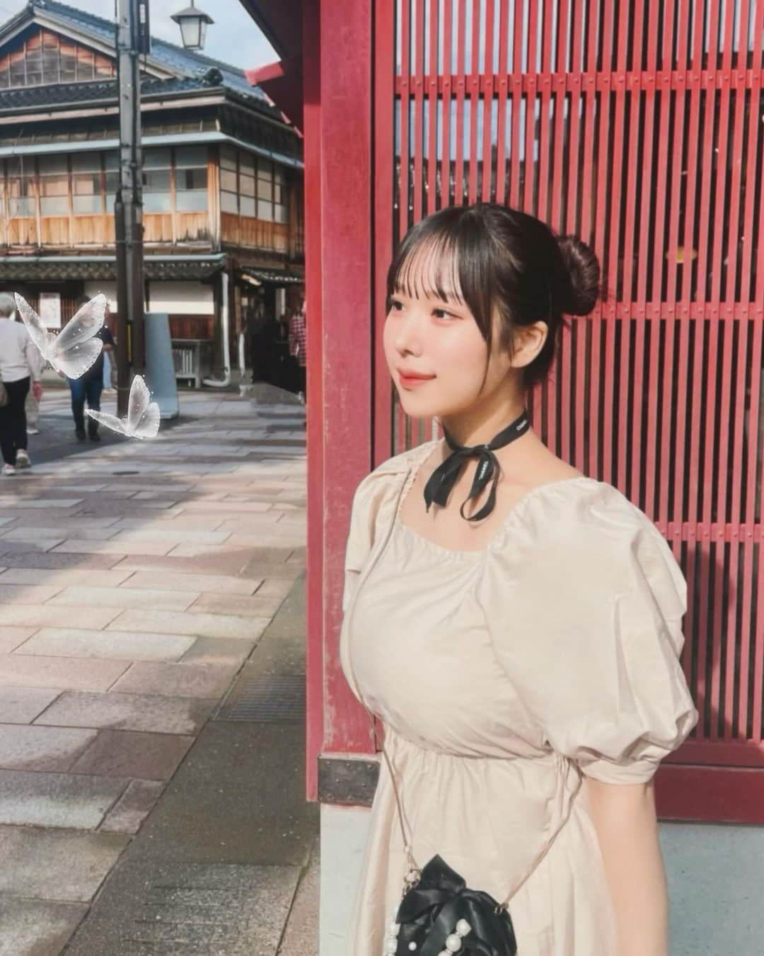 桃木兎羽さんのインスタグラム写真 - (桃木兎羽Instagram)「📮⏳🗝 ・ ・ 思い出ほろほろ🪞 街並みが素敵だったんだ〜♡」12月9日 ...