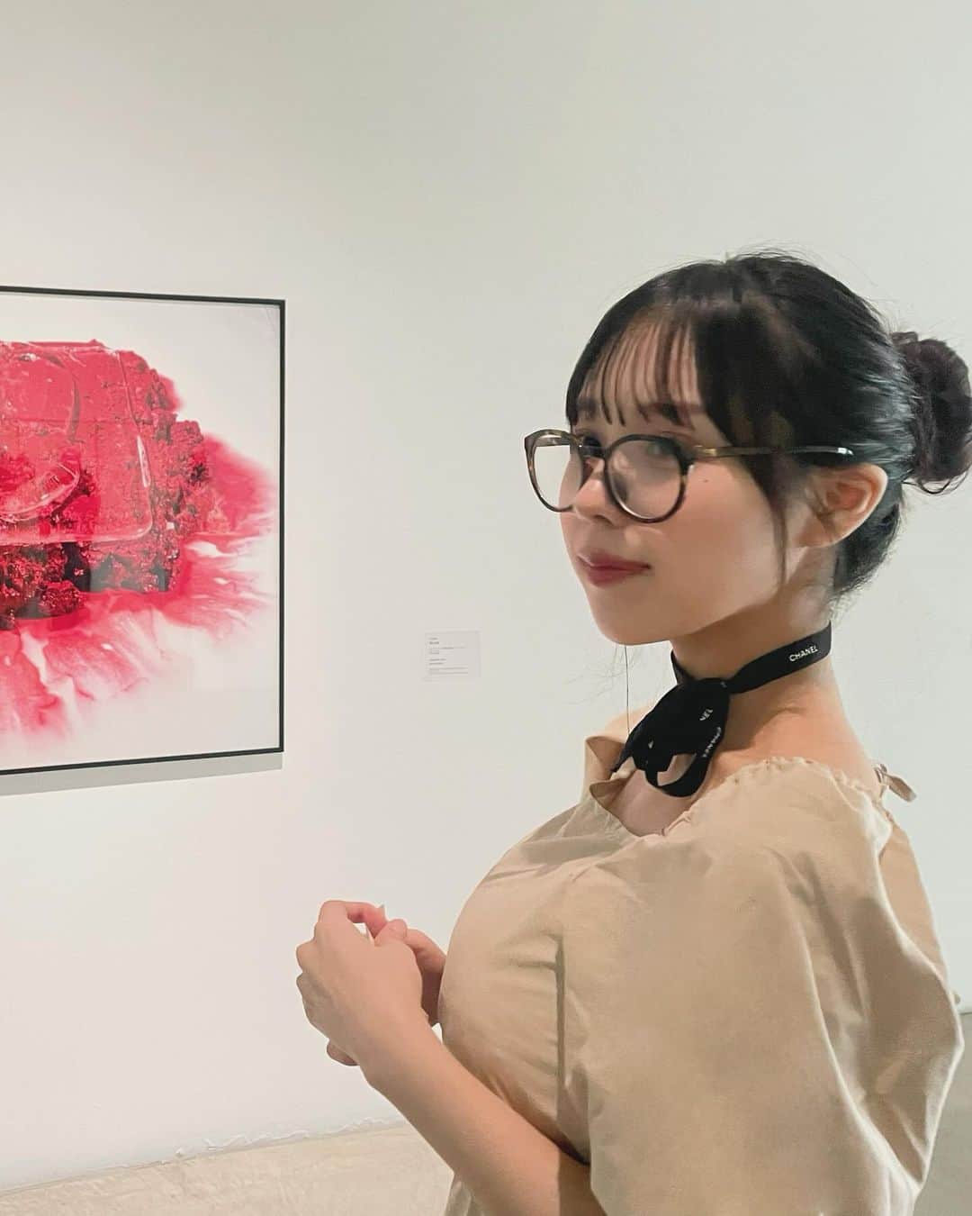 桃木兎羽さんのインスタグラム写真 - (桃木兎羽Instagram)「📮⏳🗝 ・ ・ 思い出ほろほろ🪞 街並みが素敵だったんだ〜♡」12月9日 ...