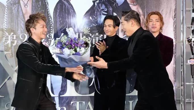AKIRAさんのインスタグラム写真 - (AKIRAInstagram)「EXILE LIVE 2023 in TAIPEI レポート2️⃣ 12/8 記者会見。 この日はタカヒロの誕生日🎂 ...