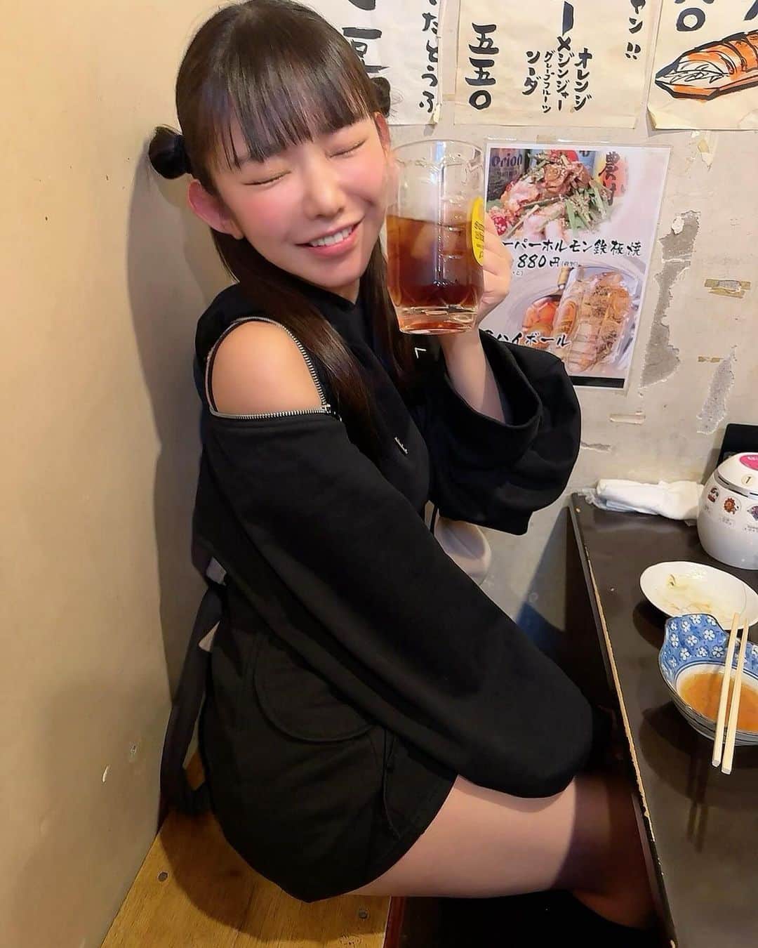 長澤茉里奈さんのインスタグラム写真 - (長澤茉里奈Instagram)「みんな大好きなんしゅう家さんで、収録終わりに麻雀遊戯王チームで忘年会 ...