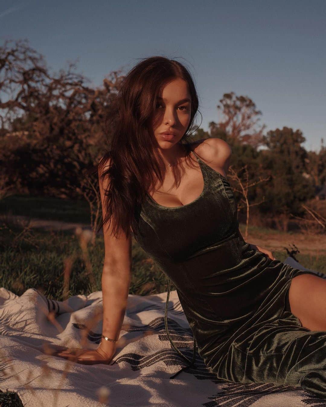 SOPHIE ROSEさんのインスタグラム写真 - (SOPHIE ROSEInstagram)「introspective」5月11日 4時 ...