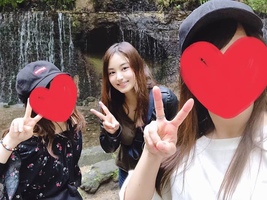 トロたんさんのインスタグラム写真 - (トロたんInstagram)「トロたんと旅するIN長野 白糸の滝！！！ マイナスイオンたっぷりすぎる ...
