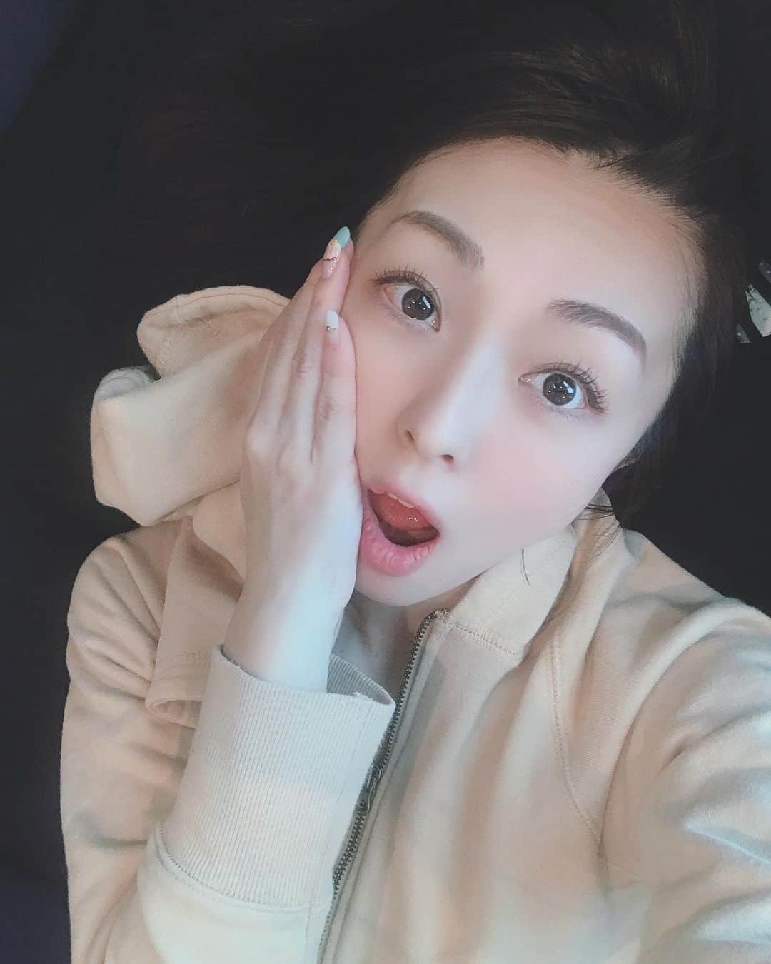 祥子さんのインスタグラム写真 祥子instagram 「皆さまお元気ですか☺️？ 私はしっかり元気に過ごしていますよ🌸 まだまだ油断は
