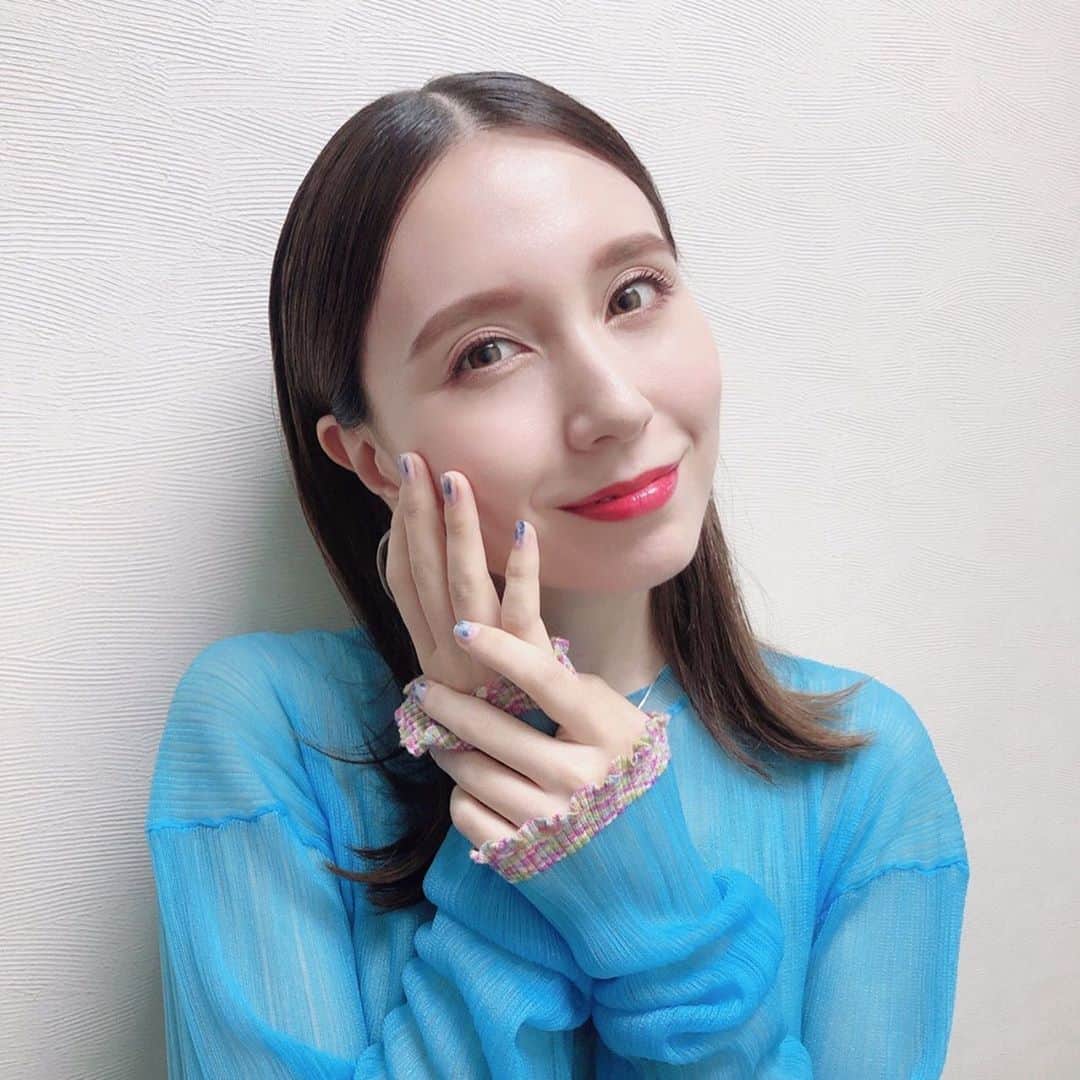 May J.さんのインスタグラム写真 - (May J.Instagram)「Matchy nails🦋 衣装に合わせてヘアメイクの ...