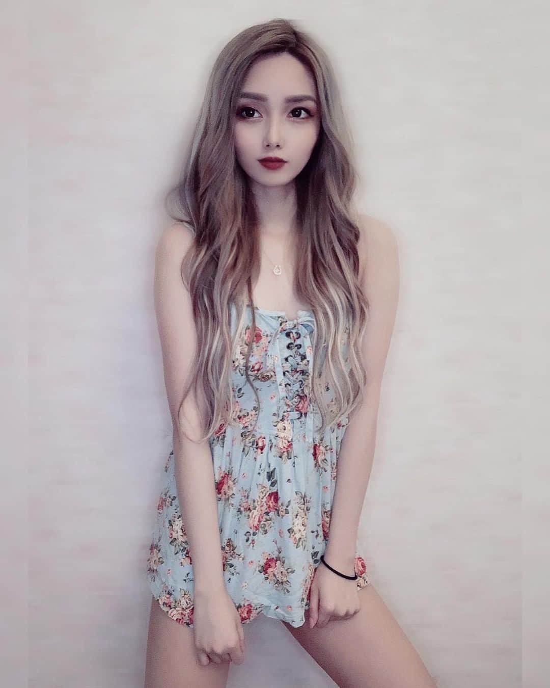 SAKIさんのインスタグラム写真 - (SAKIInstagram)「エクステつけた〜😋💕 暑いからすぐ取っちゃうかもしれないけど🤣笑 ・ ・ ・ #ファッション好き #エクステ #メッシュ ...