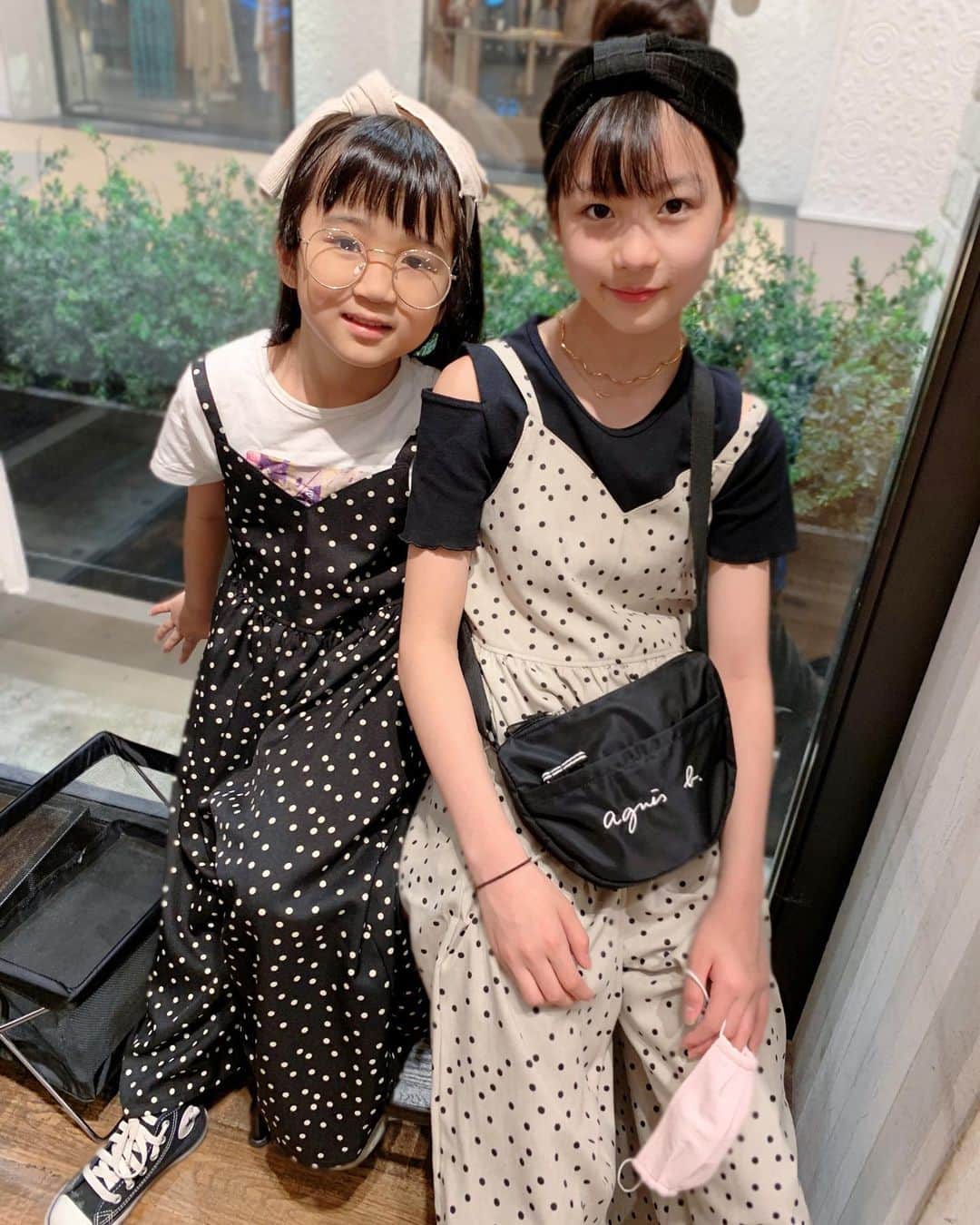 中田華月さんのインスタグラム写真 - (中田華月Instagram)「#おそろコーデ #姉妹コーデ #仲良し姉妹 #GU #オールインワン ...