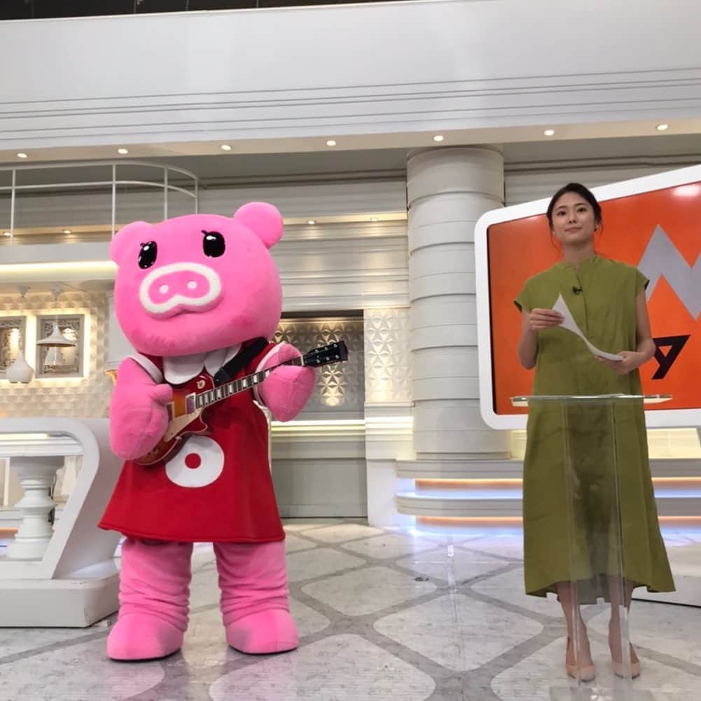 TBS「Nスタ」さんのインスタグラム写真 - (TBS「Nスタ」Instagram)「‪6/23(火)のブーナ💕‬ ‪#ブーナ #boona #小林由未子 #ギター #サザンオールスターズ ...