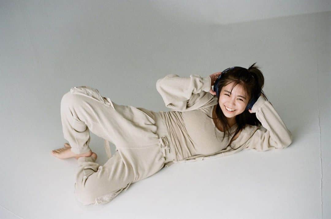 大原優乃さんのインスタグラム写真 - (大原優乃Instagram)「へへへ。 今回の私服衣装も、とっておきのお気に入り☺︎ #film」7月 ...