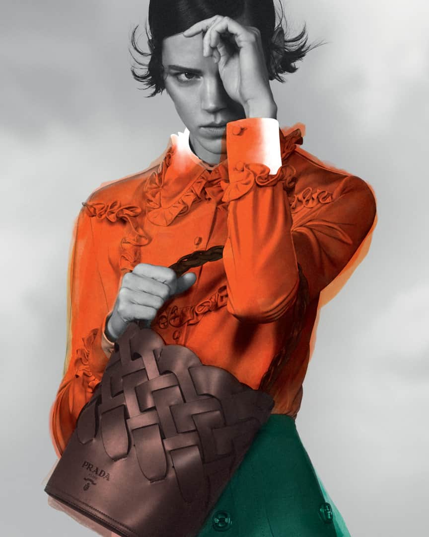 プラダさんのインスタグラム写真 - (プラダInstagram)「In the #PradaPreFall20 campaign, # ...