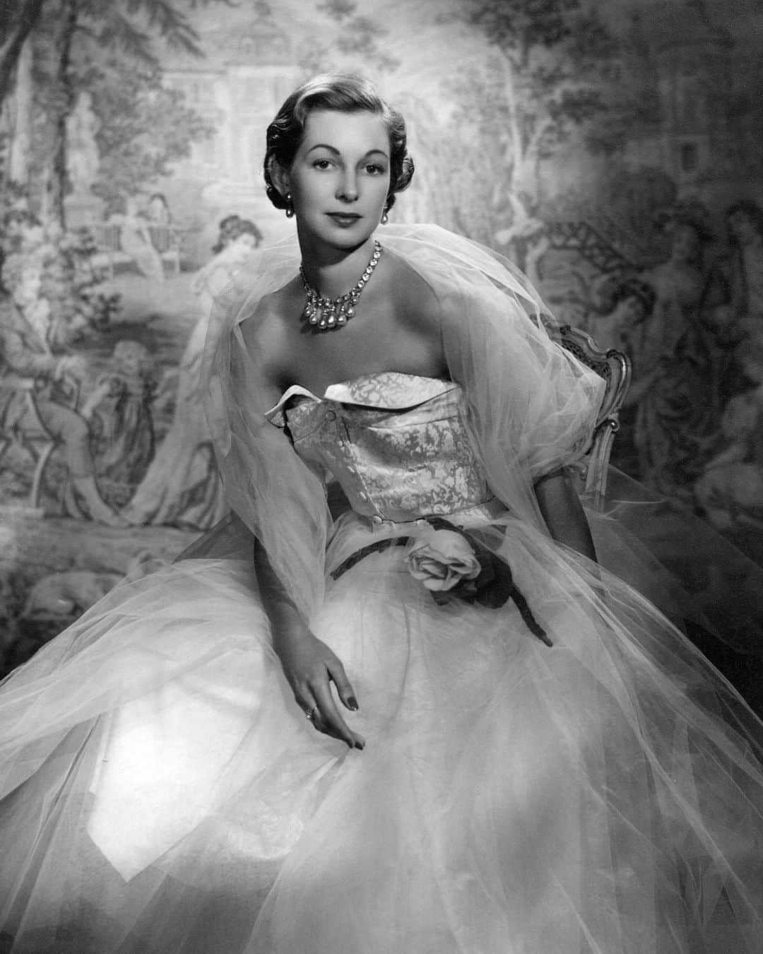 クリスティーズさんのインスタグラム写真 - (クリスティーズInstagram)「Gloria, late Dowager Countess ...