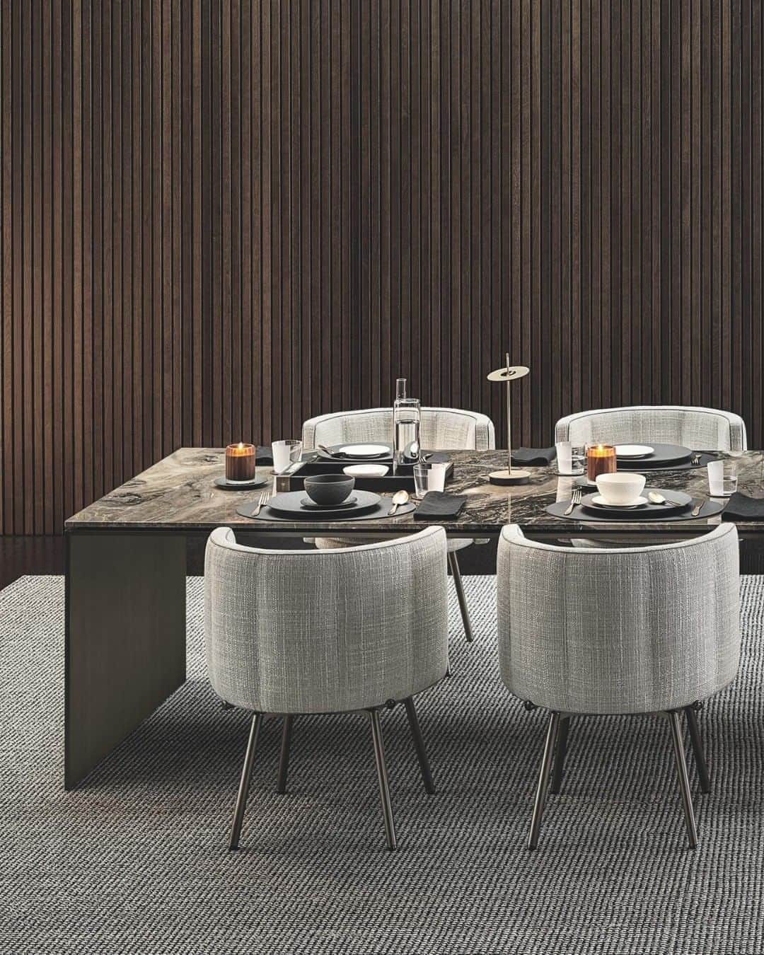 Minotti Londonさんのインスタグラム写真 - (Minotti LondonInstagram)「⬅️SWIPE LEFT⬅️ ...