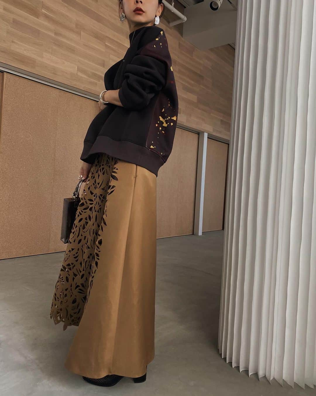 黒石奈央子さんのインスタグラム写真 - (黒石奈央子Instagram)「あめりふく . . VIVIANE AMERI ARCHIVE TOP ¥15000 8/21 CUTTING ...