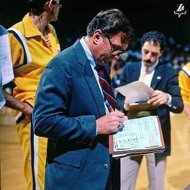 Los Angeles Lakersさんのインスタグラム写真 - (Los Angeles LakersInstagram)「Happy ...