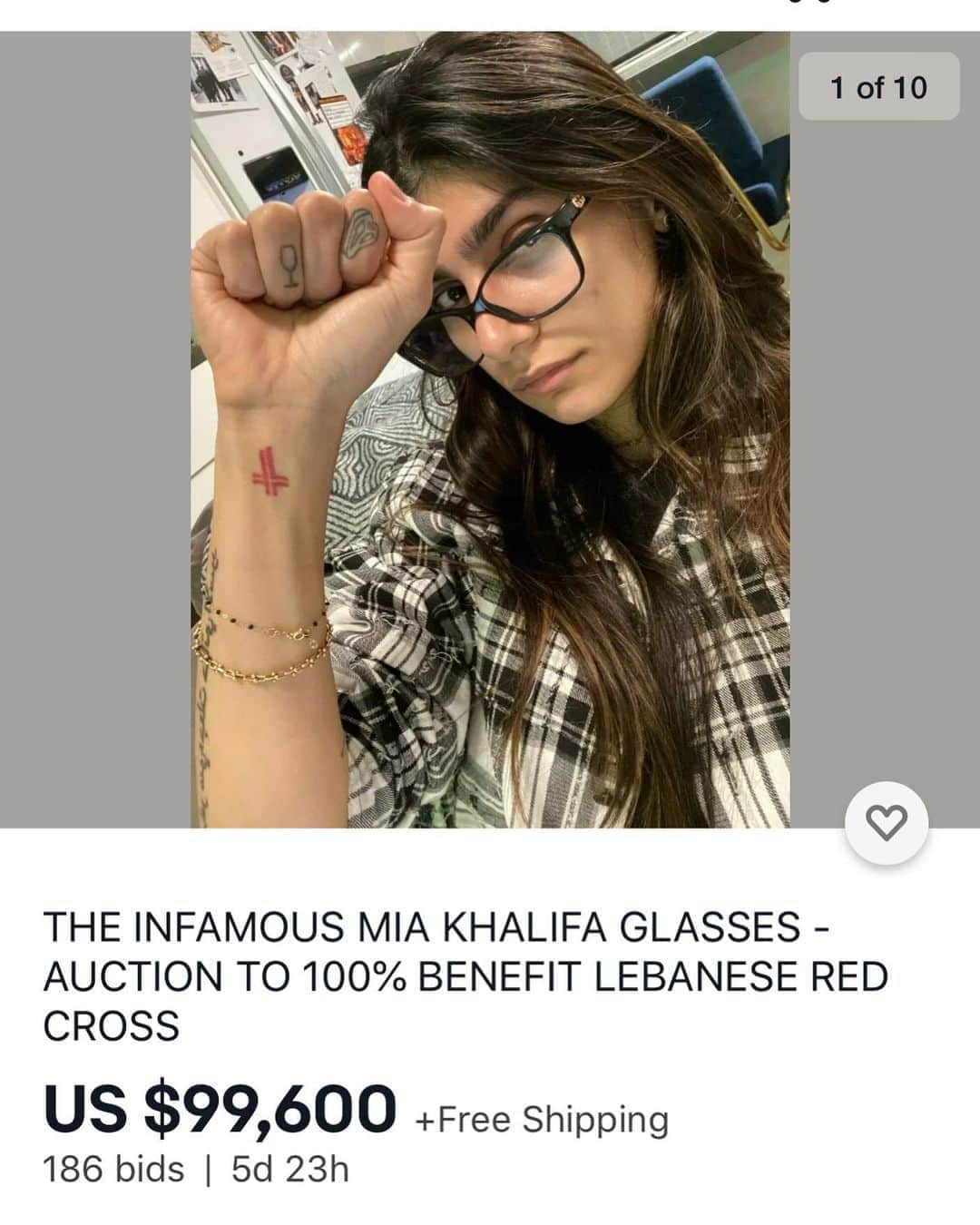 ミア・ハリファさんのインスタグラム写真 - (ミア・ハリファInstagram)「The Lebanese government has ...