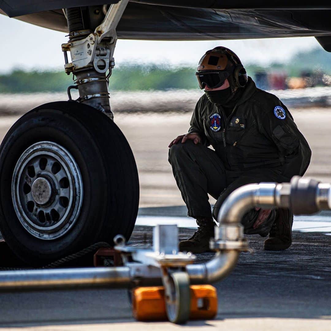 アメリカ海兵隊さんのインスタグラム写真 - (アメリカ海兵隊Instagram)「Lightning Fuel Lance Cpl ...