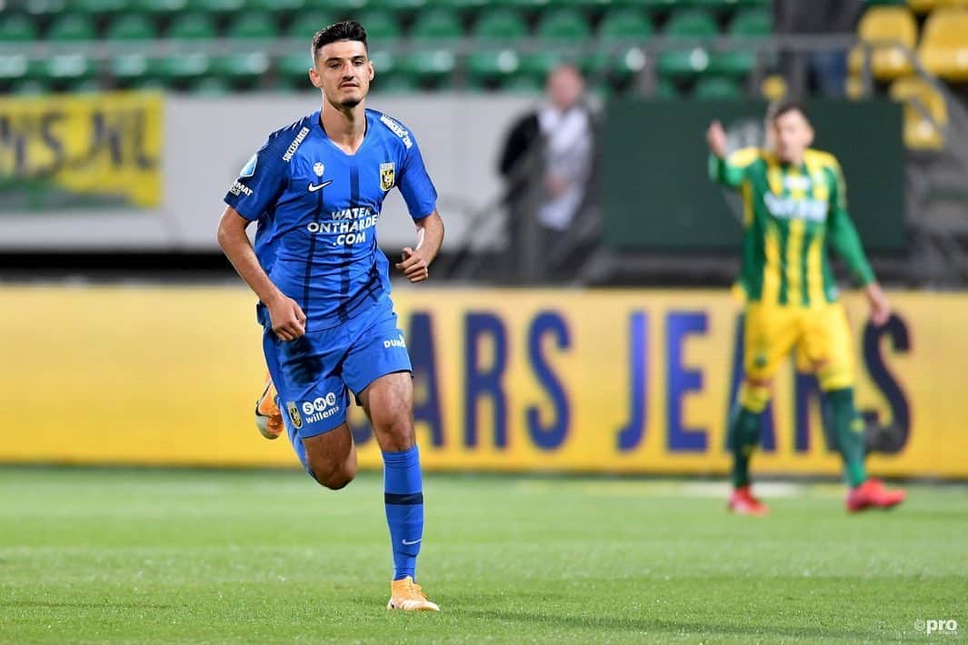 フィテッセさんのインスタグラム写真 - (フィテッセInstagram)「De eerste officieuze minuten voor ...