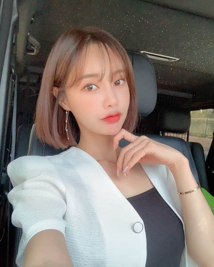 Hyemiさんのインスタグラム動画 - (HyemiInstagram)「유라이크 만만세😝 . .」8月25日 13時35分 - hinzajoa