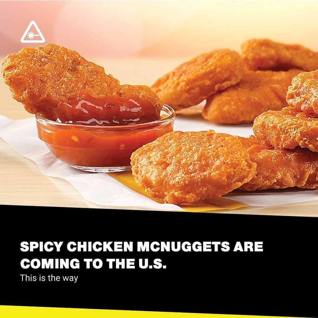 クリス・ハードウィックさんのインスタグラム写真 - (クリス・ハードウィックInstagram)「Grab some spicy chicky ...