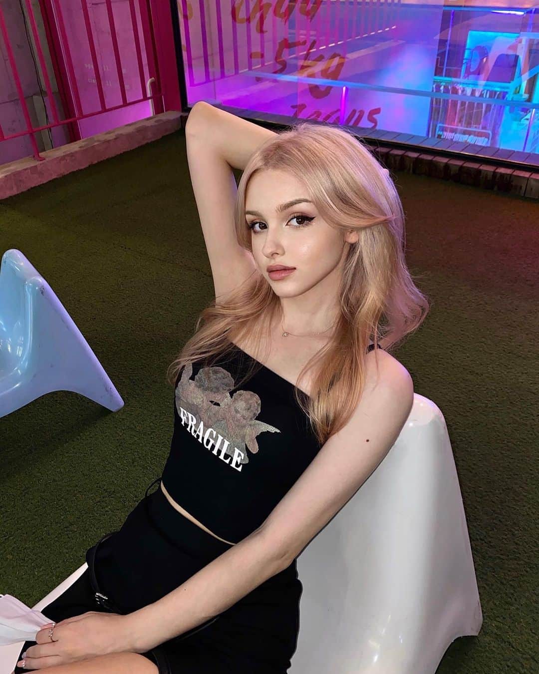 Elina 엘리나 (エリナ) さんのインスタグラム写真 - (Elina 엘리나 (エリナ) Instagram)「🦩💞」8月27日 22時 ...