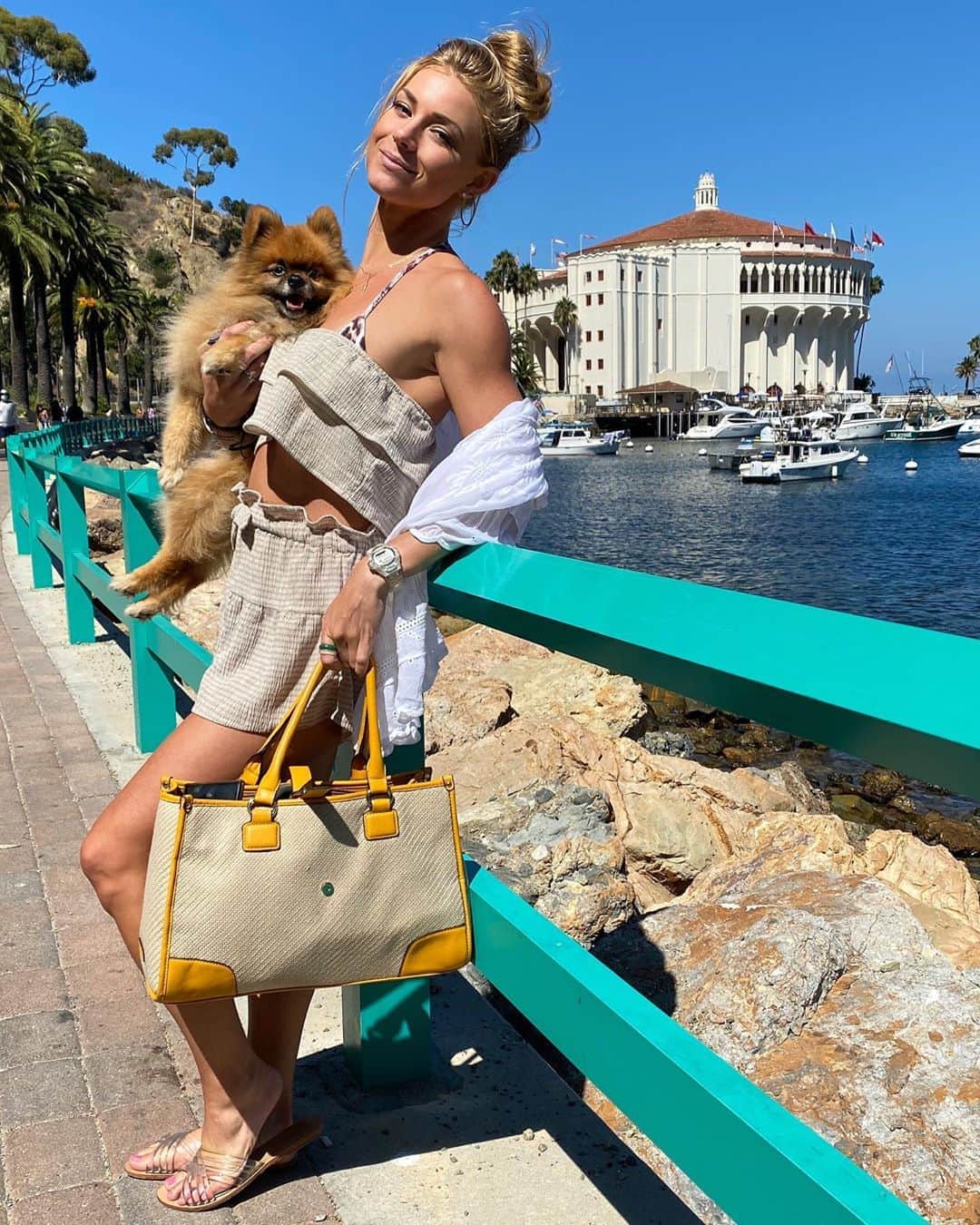 Nikki Leighさんのインスタグラム写真 - (Nikki LeighInstagram)「My gratitude list is ...