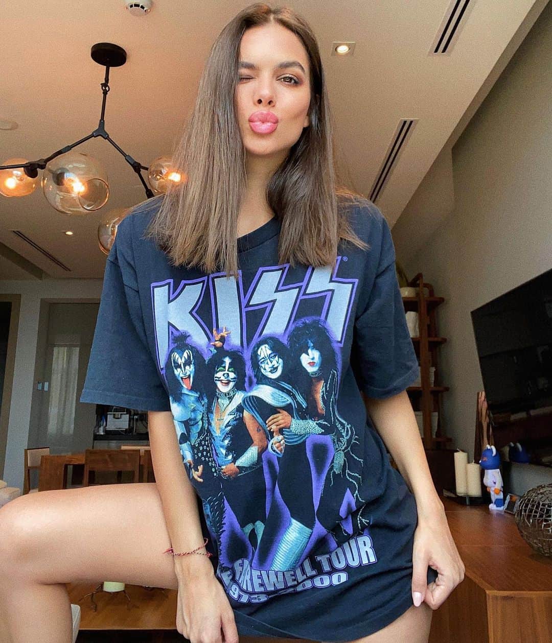 MAVRIN modelsさんのインスタグラム写真 - (MAVRIN modelsInstagram)「🎸🤟🏾」9月2日 20時34分 ...