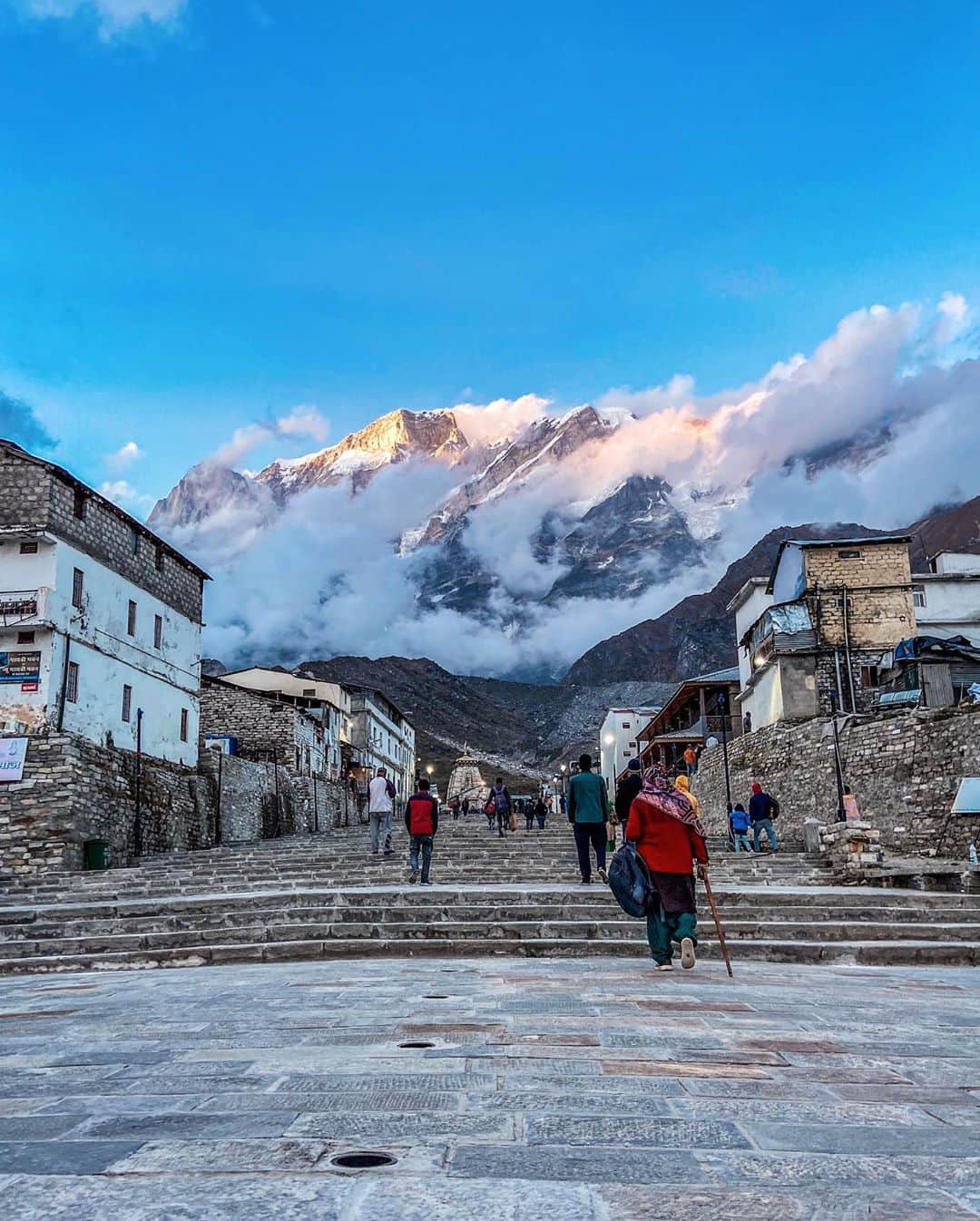 Abhinav Chandelさんのインスタグラム写真 - (Abhinav ChandelInstagram)「So this is ...