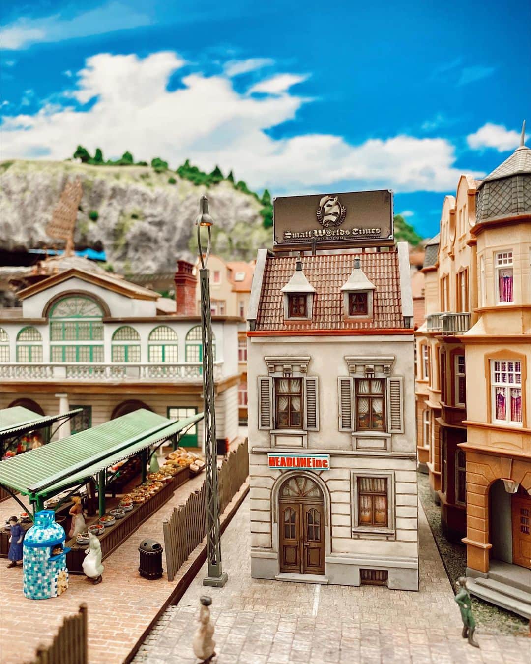 一木美里さんのインスタグラム写真 - (一木美里Instagram)「💫𝑺𝑴𝑨𝑳𝑳 𝑾𝑶𝑹𝑳𝑫𝑺 𝑻𝑶𝑲𝒀𝑶 🗼 話題のミニチュアの世界へ…♡ ...