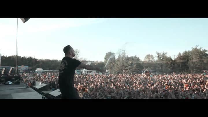 Zomboyさんのインスタグラム動画 - (ZomboyInstagram)「I can hydrate roughly 0.2% of a ...