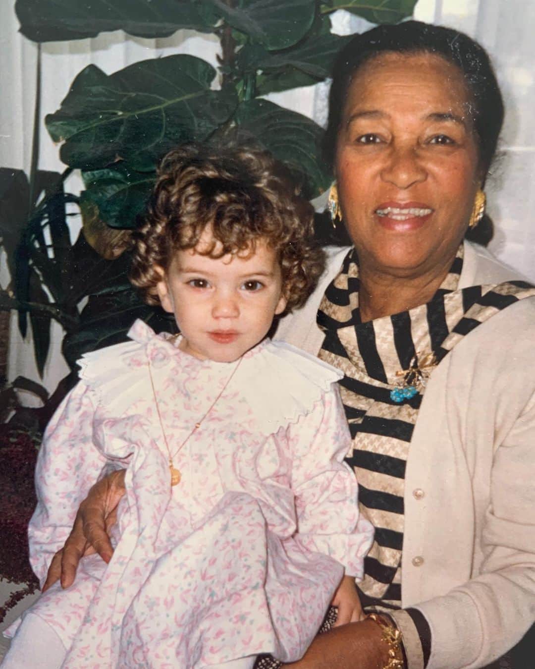 ソーコさんのインスタグラム写真 - (ソーコInstagram)「Baby Soko or baby Indigo ? 🤔 Same wild ...